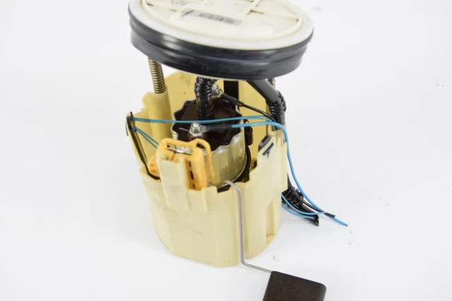 W211 E220 CDI Kraftstoffpumpe Dieselpumpe 1582881001 Tankgeber ...