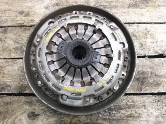 IVECO DAILY 2.3 Dual Mass Flywheel F1Ae0481G Engine Code 2007 - 2011 £ ...