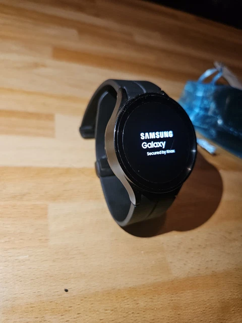 SAMSUNG GALAXY WATCH 5 Pro SM-R925 45 mm cassa in titanio - nero (4G ...