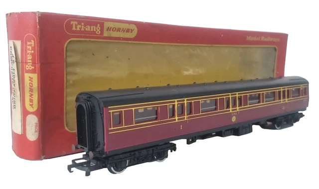 VINTAGE TRIANG OO R747 L.M.S. First/Third Composite Maroon Coach Model ...