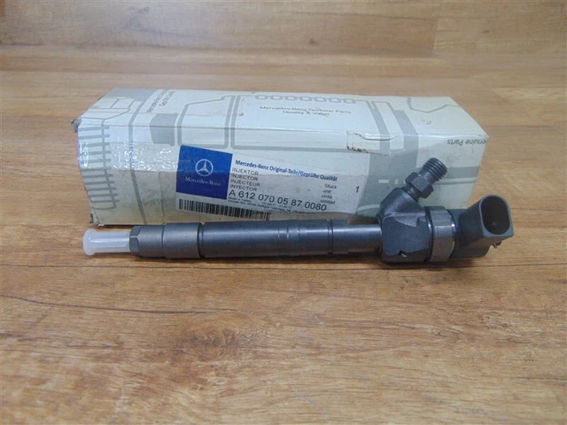 FUEL INJECTION NOZZLE Mercedes OM611/OM612 - A6120700587 $394.54 ...