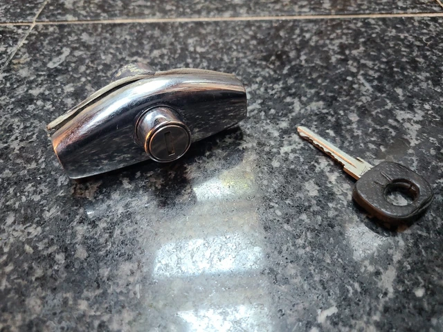 MERCEDES W114 W115 Rear Trunk Lid Lock With Key And Chrome Cover Plate ...