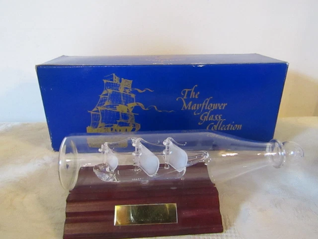 VINTAGE MAYFLOWER GLASS Ship in a bottle Sculpture 18cm long £14.99 ...