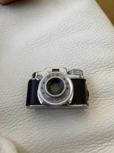 VINTAGE HIT MINI Spy Camera Made in Japan w/Yellow Leather Case & Box ...