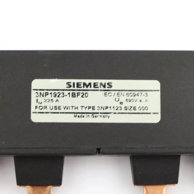 SIEMENS 3 PHASEN Sammelschiene 3NP1923-1BF20 (2Stk.) GEB EUR 49,95 ...