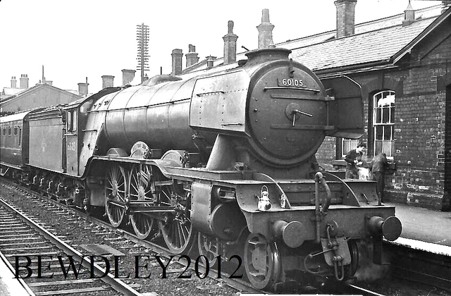 NEGATIVE 35MM LNER A3 60105 "VICTOR WILD" IN GRANTHAM STATION circa1963 ...