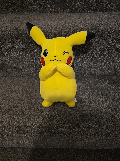 OFFICIAL POKÉMON STORE Pikachu (Pokémon) Plush/Teddy (8 Inches, 2022) £ ...