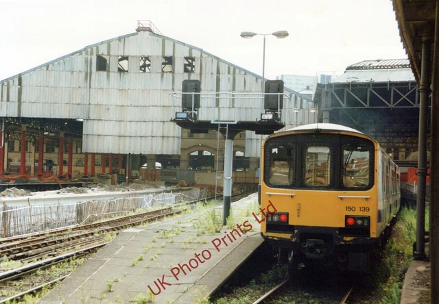 RAILWAY PHOTO 6X4 Class 150 DMU 150139 at Manchester Victoria c1991 £1. ...