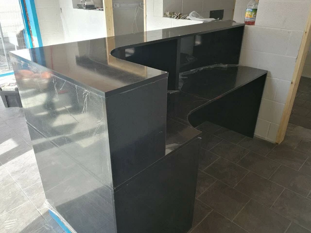 RECEPTION DESK BLACK GLOSS RECEPTION COUNTER ALUMINIUM PLINTH 1600mm L ...