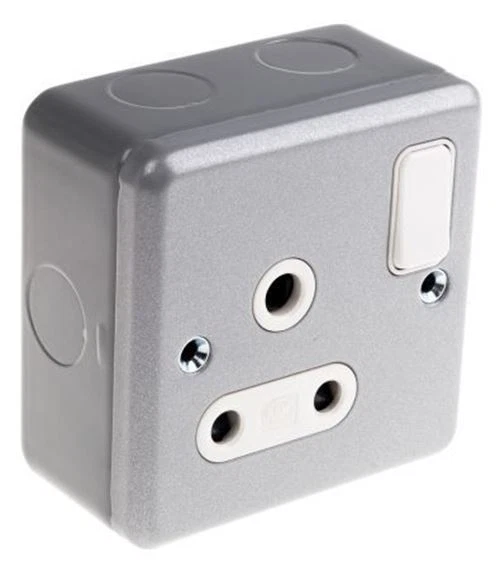 MK ELECTRIC GREY 1 Gang Switched Power Socket, BS 546, 15A, Surface ...