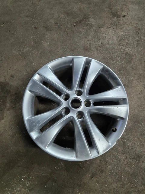 Opel Astra J Lochkreis