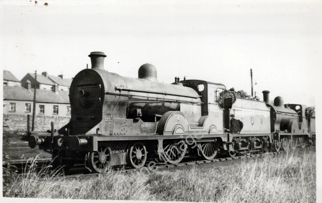 PHOTO 6X4 RAILWAY Steam Engine 191 GNR Irish 4-4-0 Foyle Road shed in ...