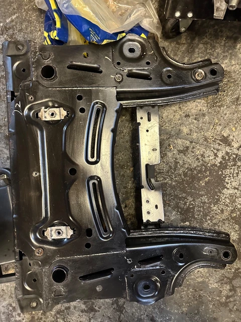GENUINE SMART FORFOUR Front Subframe Cradle 2015-21 W453 A4533306600 £399.99 - PicClick UK