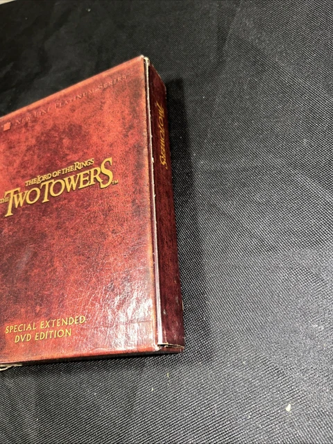 THE LORD OF the Rings: The Two Towers (Theatrical/Extended Editions ...