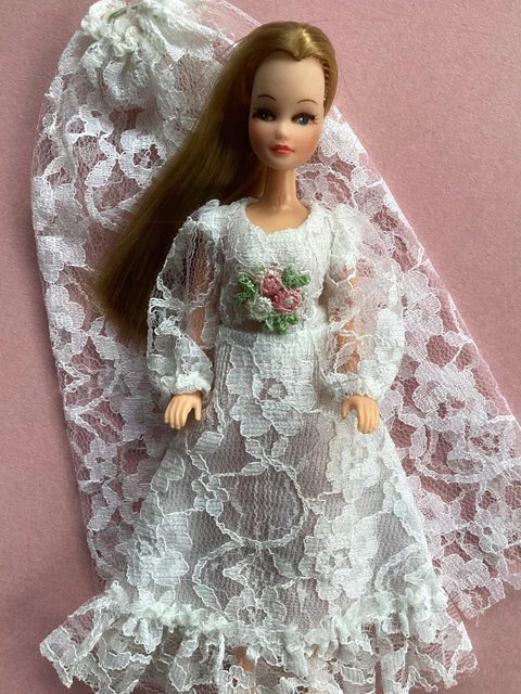 1970S PALITOY PIPPA Doll Beautiful Bride Original Outfit & White Bow ...
