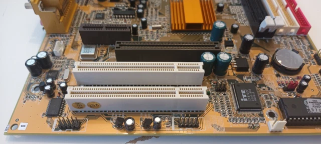 PC CHIPS SOCKET 462 Desktop Motherboard - 2 PCI, AGP, LF-H50X, IT8705F ...