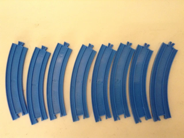TOMY TRACKMASTER THOMAS The Tank Engine Train Set>HYPERCITY CURVED ...