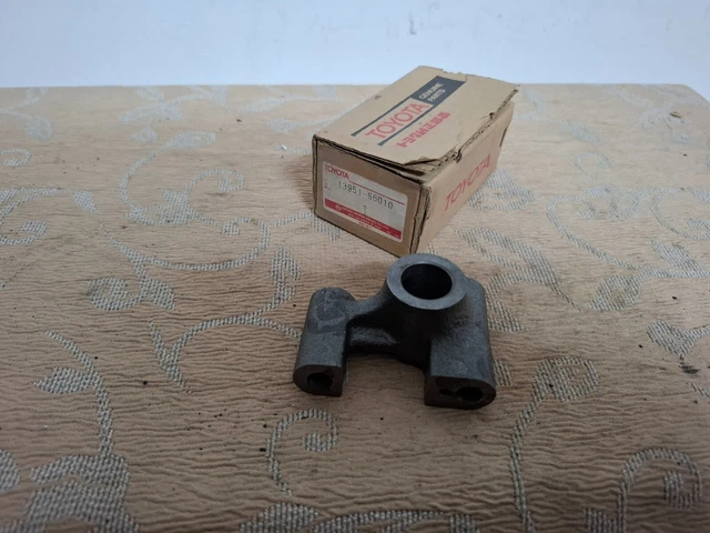 NOS TOYOTA トヨタ Valve Rocker Support No. 1 Landcruiser B Bj40 # 13951 ...