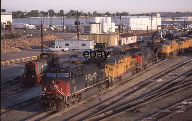 35MM RAILWAY SLIDE - Southern Pacific #339, UP #7049 SP #147 Denver N ...