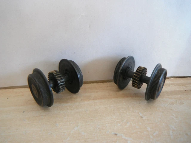 TRIANG 4 WHEEL SET R55 or R155 R159 R257 R253 for POWER BOGIE ...
