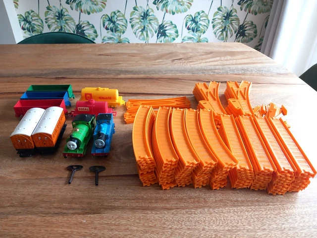 VINTAGE HORNBY CLOCKWORK Thomas The Tank Engine, Percy Joblot £21.00 ...