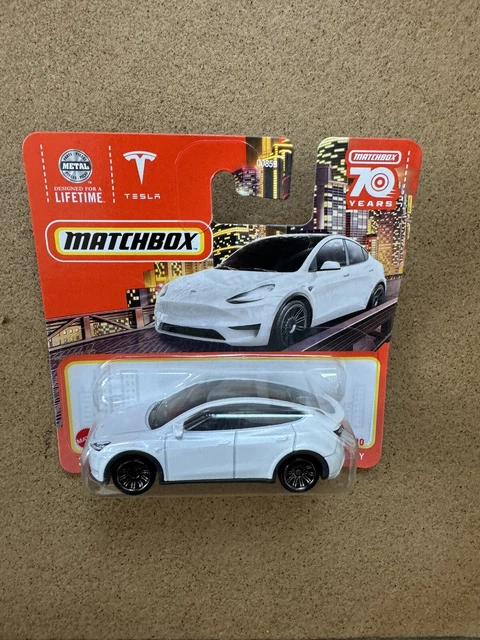 MATCHBOX 70 YEARS ‘TESLA MODEL Y’ 89/100 COMBINE POST White £4.35 ...