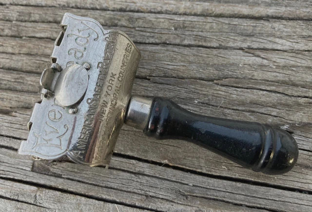 VINTAGE EARLY EVER Ready Safety Razor with a Wooden Handle £16.13 ...