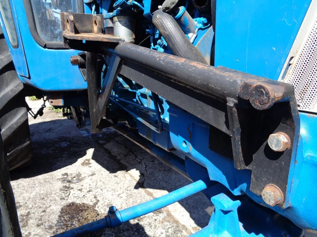 ***FORD 10/600/1000 SERIES (4-Cylinder) Tractor Quicke Loader Brackets ...