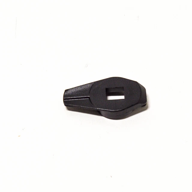 AUDI A4 B6 Warning Triangle Case Lock 4B98678994PK NEW GENUINE EUR 10 ...