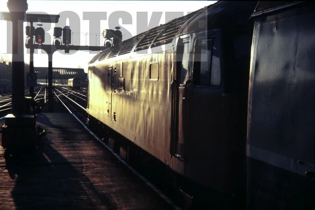 35MM SLIDE BR British Railways Diesel Loco Class 47 47407 York 1986 ...