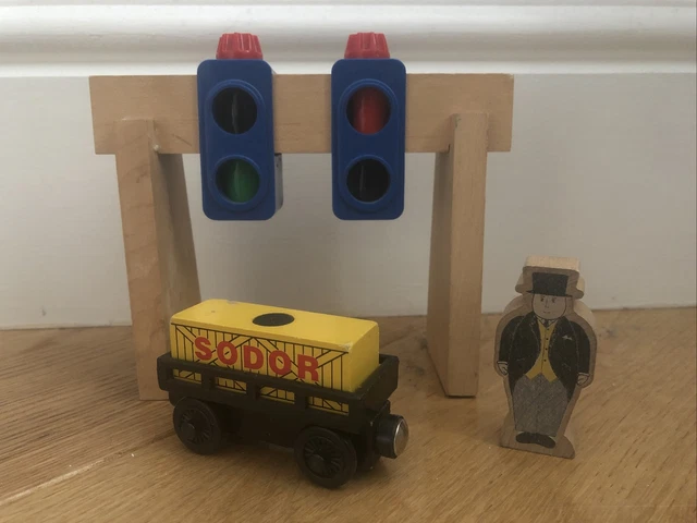 THOMAS THE TANK Engine Wooden Fat Controller, Signal, Cargo - Combined ...