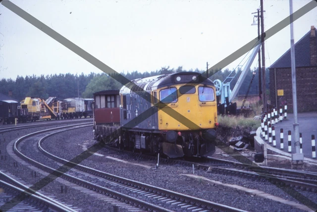 RAILWAY LOCOMOTIVE 35MM Slide – Class 27 On Freight At Unknown Location ...