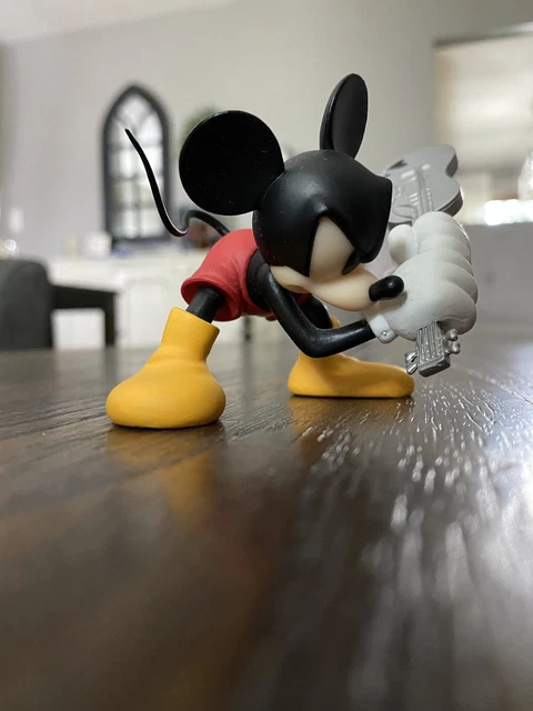 MEDICOM TOY × ROEN Disney Mickey Mouse Guitar Crash Figure - The Clash ...