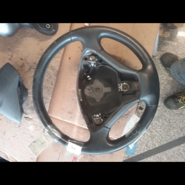 735304560 VOLANT POUR FIAT STILO (2C) 1.9 MJT Actual 4 pos. Van 2001 ...