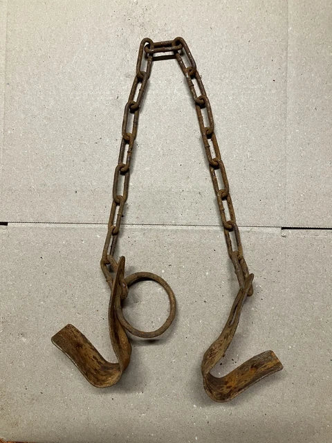 VINTAGE COW CHAIN Kickers Hobble Farm Barn Primitive Rustic Leg Milking ...