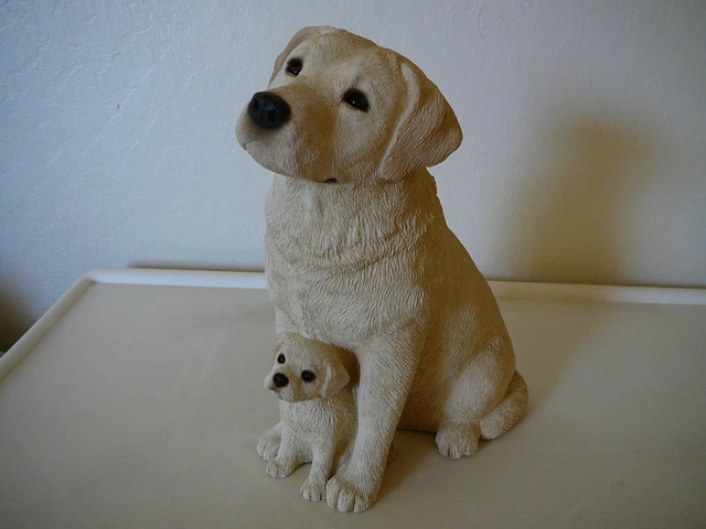 CUTE SANDICAST SANDRA Brue Yellow Labrador Dog And Puppy Sculpture ...