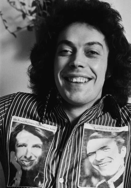 ENGLISH ACTOR AND singer Tim Curry UK 1974 OLD PHOTO $8.50 - PicClick AU