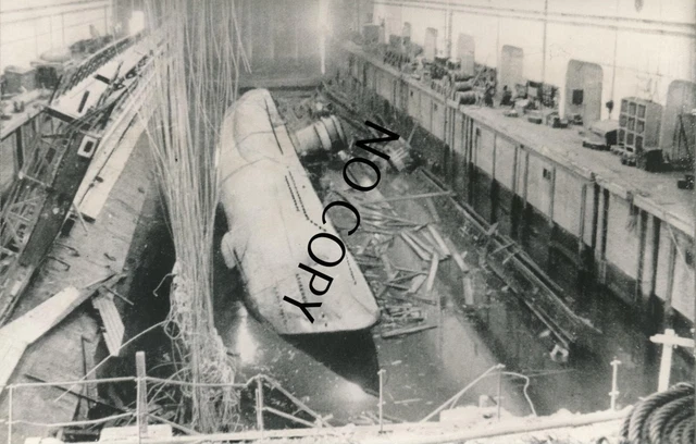 ALTES WK2 FOTO Marine U Boot Bunker U348 & U1167 zerstört S3 EUR 5,00 ...