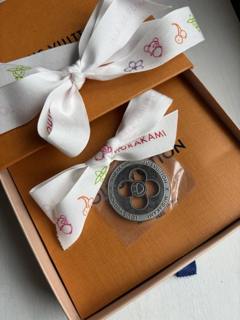 LOUIS VUITTON X Takashi Murakami Vending Machine Token London Pop Up ...