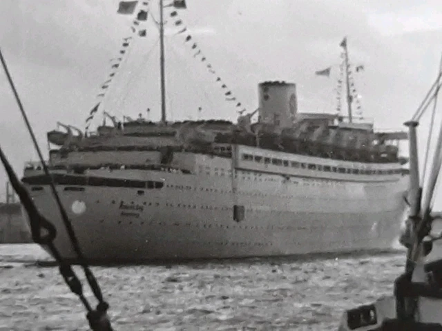 ORIGINAL FOTO KDF-SCHIFF Robert Ley vor den Landungsbrücken 1939 EUR 9 ...
