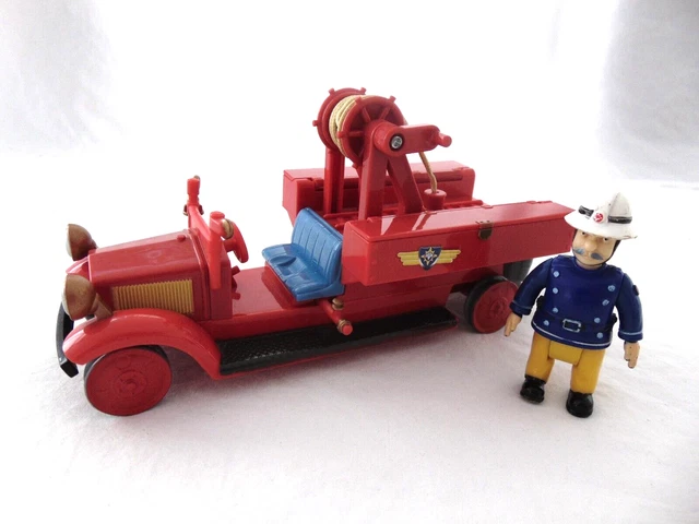 FIREMAN SAM - Station Officer Steele Figure With Bessie The Vintage ...
