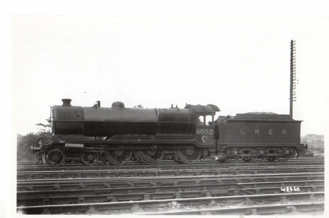 RAIL PHOTO LNER GCR 460 B6 5052 York shed Yorkshire GNR NER £2.39 ...
