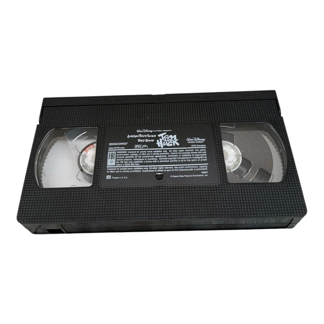 TOM AND HUCK (VHS, 1996, Clam Shell) Walt Disney Pictures Original £5. ...