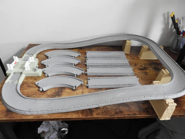 TOMY THOMAS & Friends Trackmaster Road Track Layout ,Goes With Beige ...