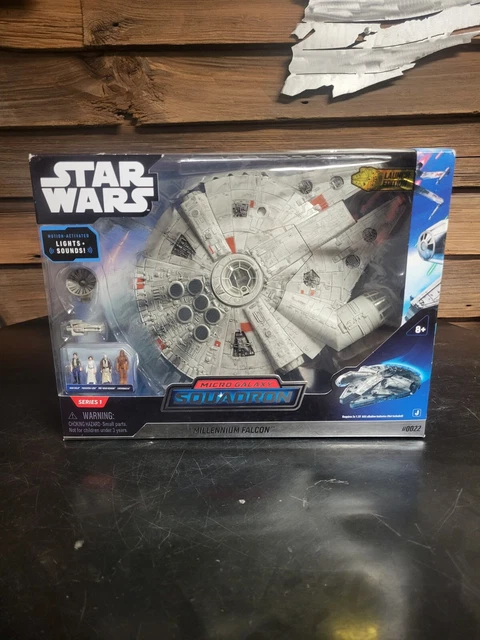 STAR WARS MICRO Galaxy Squadron Assault Class Millennium Falcon Launch ...