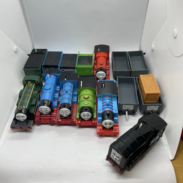 MATTEL TRACKMASTER THOMAS The Tank Engine Trains Custom Bundle £120.00 ...