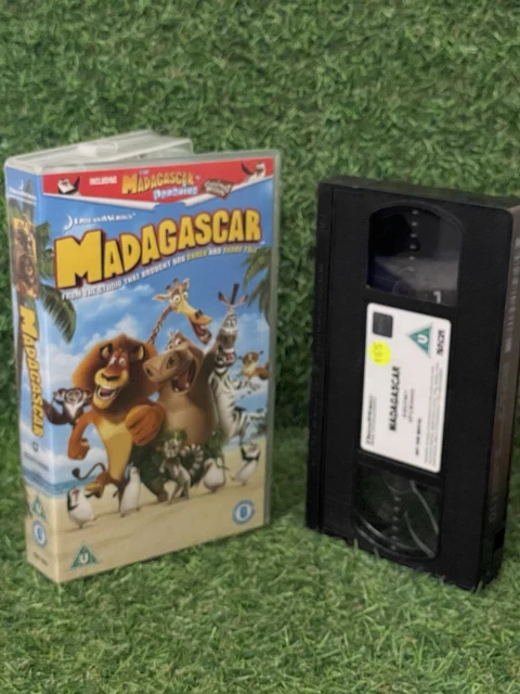 MADAGASCAR (VHS, 2005) Children’s Kids Video Tape Movie RARE £24.99 ...