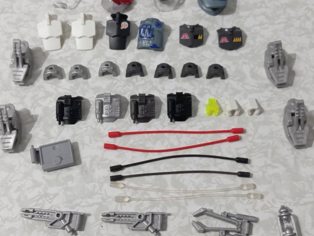 LOT PLAYMOBIL PIÈCES Agent Secret Alien Robot Marciano Androïde Top ...