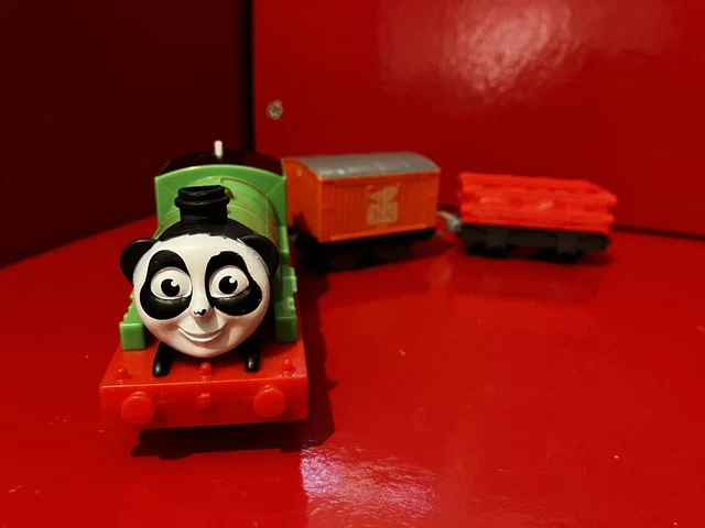 PANDA PERCY & Mail Truck Trackmaster Thomas & Friends Motorised Battery ...