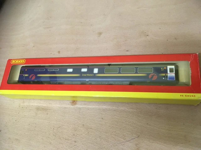 LOT..928J...OO GAUGE HORNBY R4183B FGW HST BUFFER CAR...40712 ...